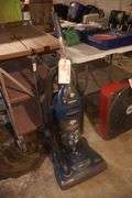 Dirt Devil vacuum - Backes Commercial Auctioneers