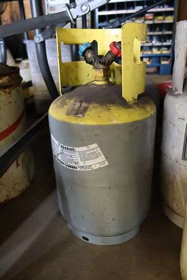 Times 2 - Full tanks of R22 refrigerant - Backes Commercial Auctioneers