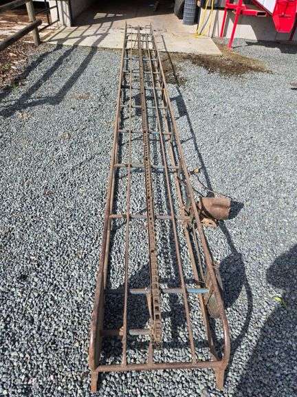 Hay Elevator - 24' - Beekman Auctions Ltd