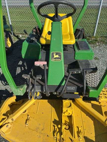 John Deere F935 Front Mower - Beekman Auctions Ltd