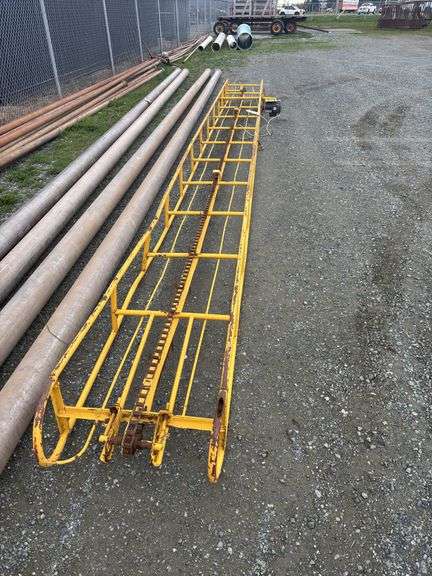 Hay Elevator - Beekman Auctions Ltd