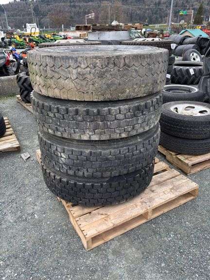 4x Semi Truck Tires 11R 22.5 With 3 Rims - Beekman Auctions Ltd