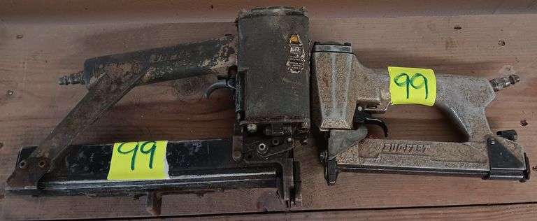 (2) Duo Fast Staple Guns, Both Work - ELCO Auctions