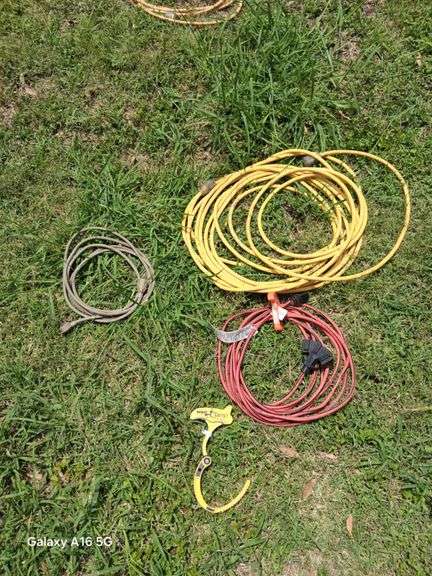 3 Extension Cords - ELCO Auctions