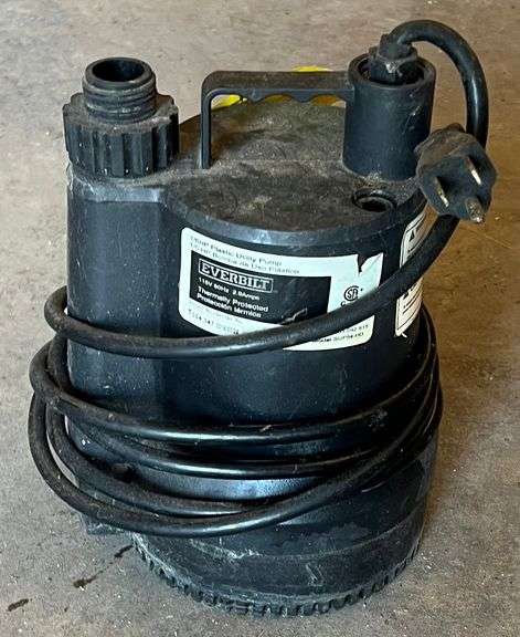 Everbilt 1/6 HP Plastic Submersible Utility Pump, Does Work - ELCO Auctions