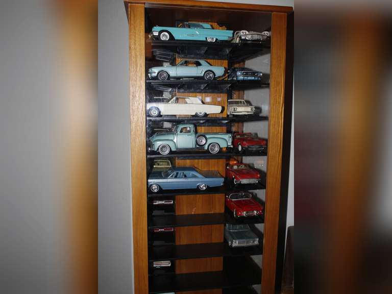 Vintage Collectable Cars & Rotating Display Case - Hewitt Land Company