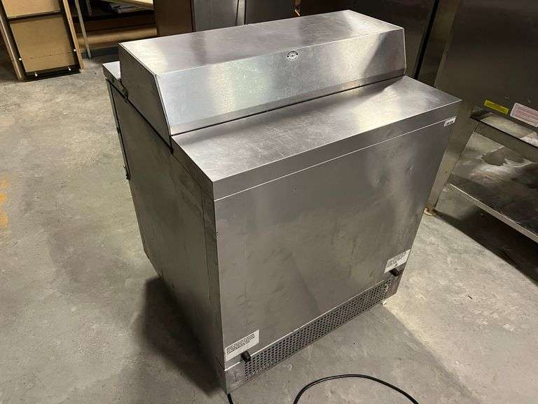 True Commercial Cooler - JJ Merchant