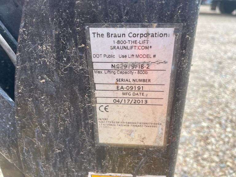 (2) Braun Handicap Lifts - JJ Merchant