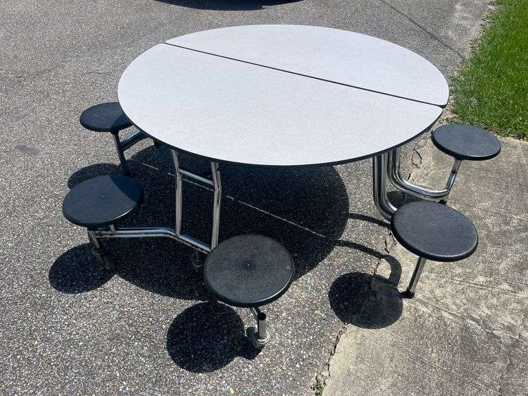 6' Folding Round Cafeteria Table - JJ Merchant