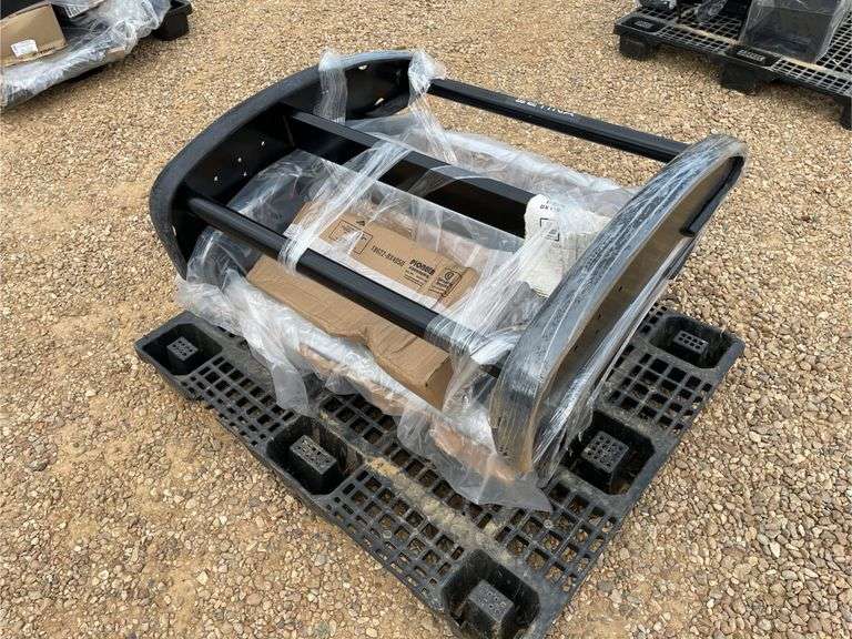 Pallet of Universal Push Bars - JJ Merchant