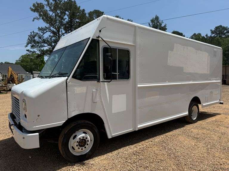 2018 Ford F59 Step Van (289,730 Miles) - JJ Merchant LLC