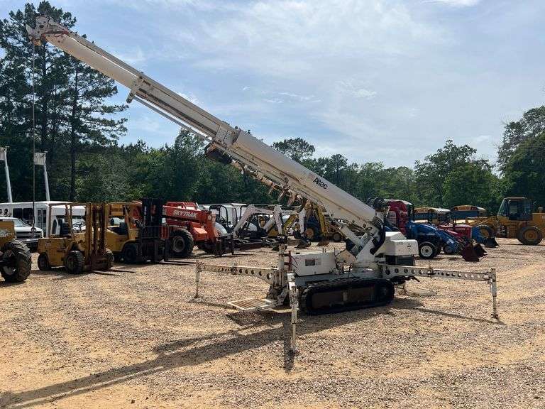 Altec DB35 Tracked Back Yard Digger Derrick - JJ Merchant