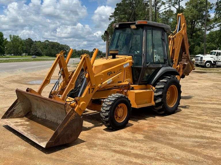 Case Backhoe 580L Series 2 4WD (2,120 Hours) - JJ Merchant LLC