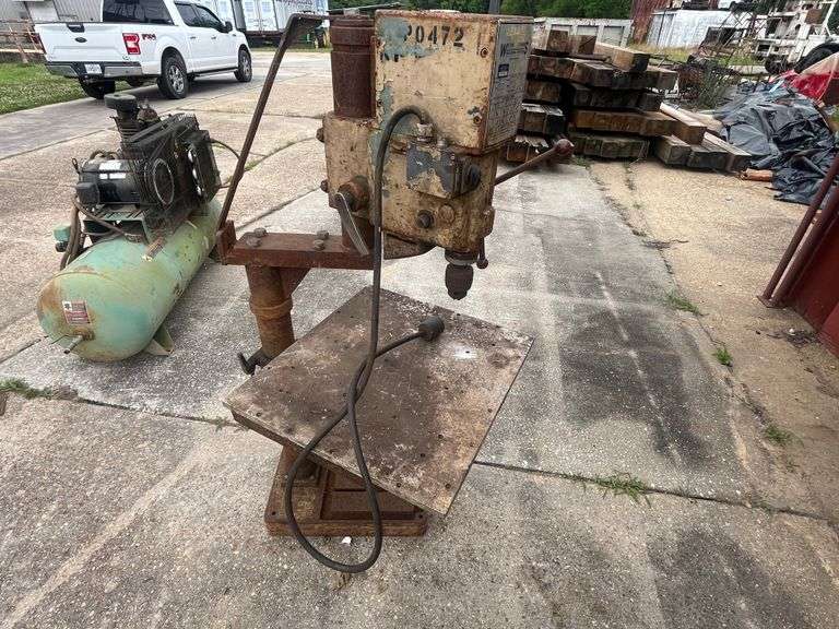 Wilton Strands Model: 20612 Stand Up Drill Press - JJ Merchant