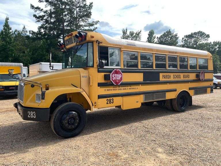 2002 Freightliner FS65 Thomas Built 22 Passenger Handicap Accessible ...