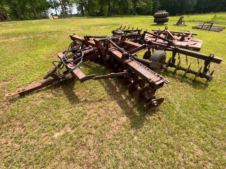 13' Athens 130 New Ground Dual Row Hydraulic Pull Behind Disc Harrow ...