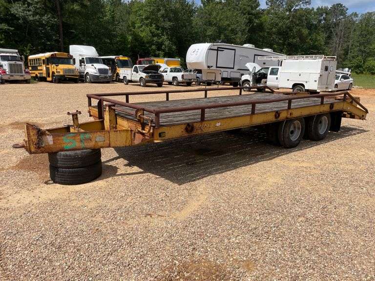 Belshe 19' Tandem Axle Equipment Trailer - JJ Merchant LLC