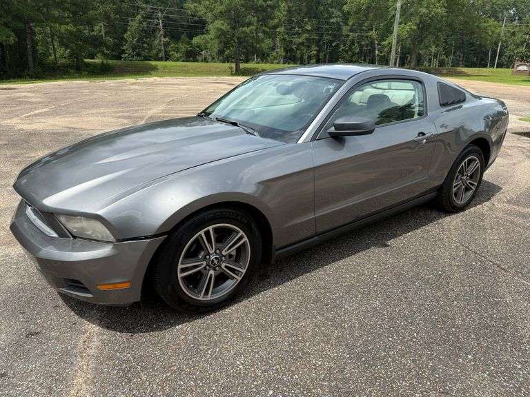 2010 Ford Mustang 2D Coupe (190,563 Miles) - JJ Merchant