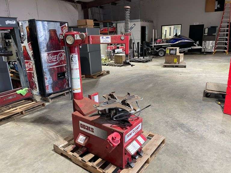 Coats 5040A Rim Clamp Tire Machine - JJ Merchant LLC