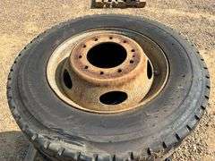 (5) Sumitomo ST918 245/70 R19.5 Tires w/ Rims - JJ Merchant