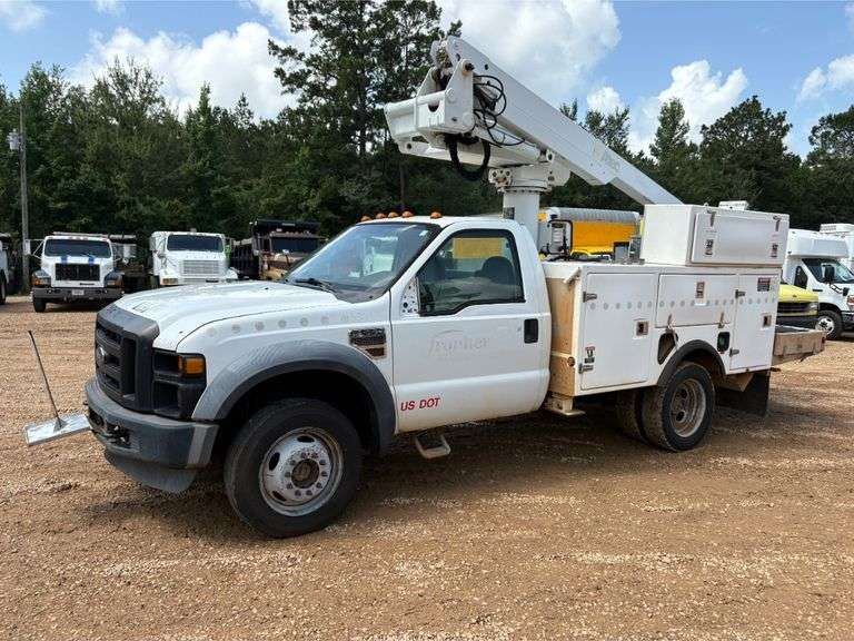 2008 Ford F-550 Altec Bucket Truck (177,699 Miles) - JJ Merchant LLC