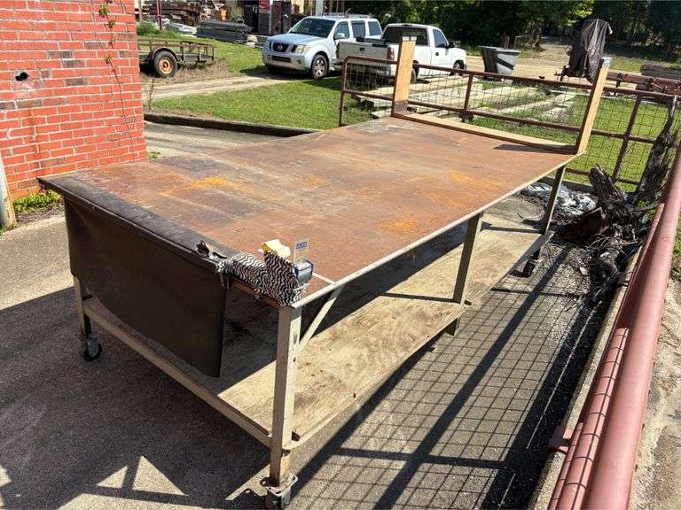 10' x 4' Metal Work Table - JJ Merchant