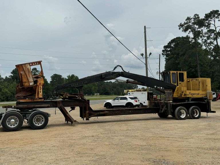 1999 TigerCat 240B Log Loader with Delimber on Pitts Trailer - JJ ...