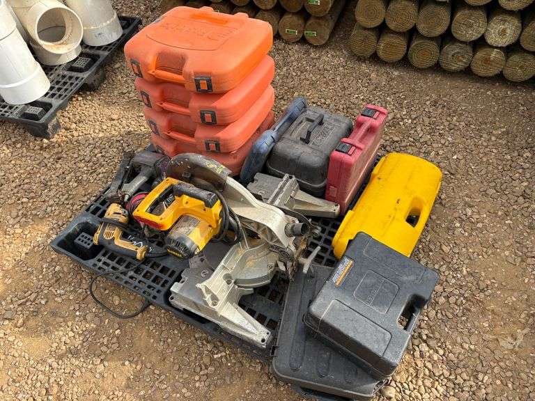 Pallet of Misc. Handheld Tools - JJ Merchant LLC