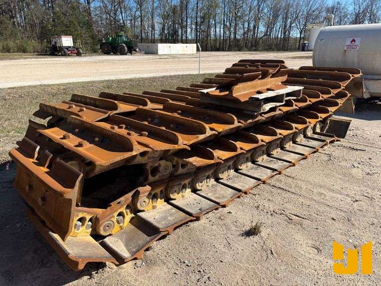 CATERPILLAR D11 36 IN. TRACKS - Jeff Martin Auctioneers, Inc.