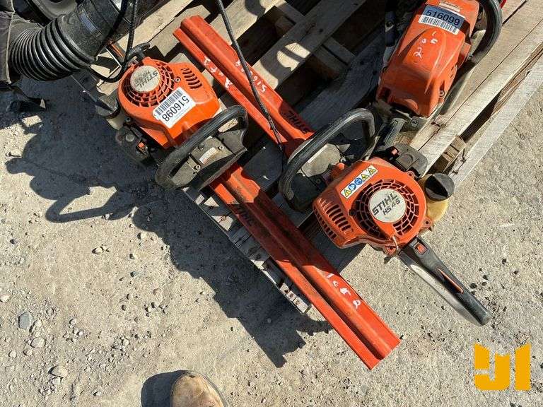 STIHL HS45 HEDGE TRIMMERS - Jeff Martin Auctioneers, Inc.