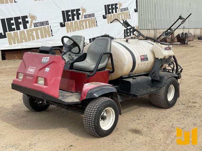 TORO MULTI-PRO 5600 SPRAYER SN: 220000221 - Jeff Martin Auctioneers, Inc.