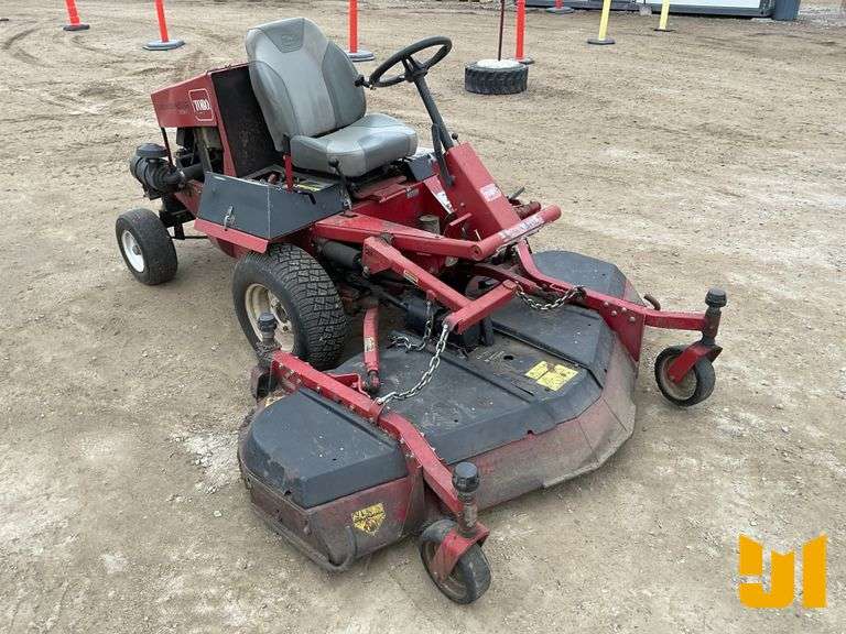 TORO 30626 GROUNDSMASTER 328D FRONT DECK - Jeff Martin Auctioneers, Inc.
