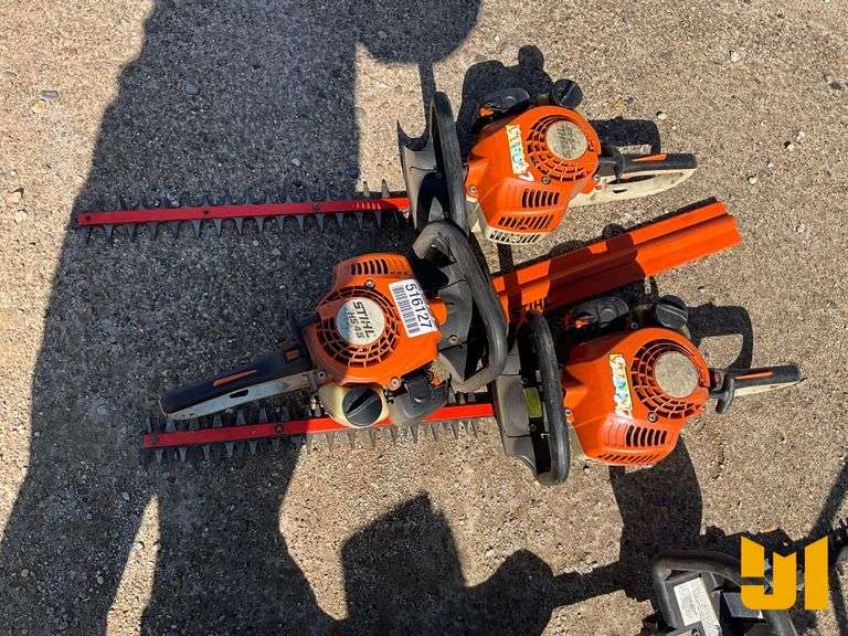 (3) STIHL HS45 HEDGE TRIMMERS - Jeff Martin Auctioneers, Inc.