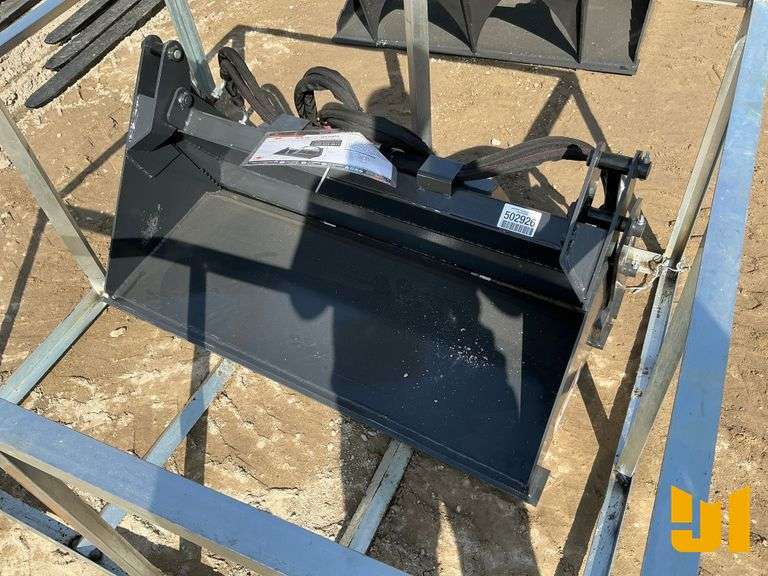 UNUSED 2024 WOLVERINE MCB-11-48W MINI COMBINATION BUCKET 48 INCH SN: ZW ...