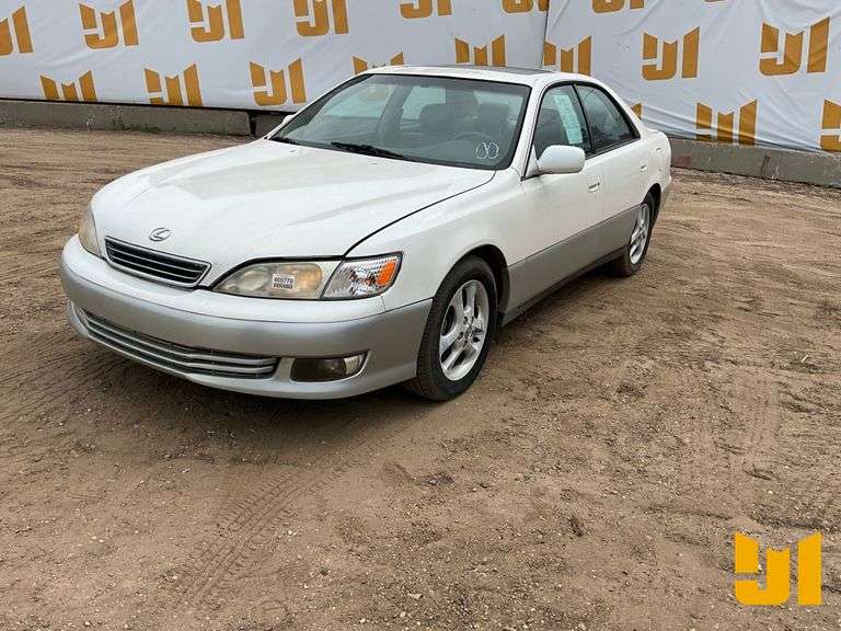 2000 LEXUS ES VIN: JT8BF28G3Y0286778 - Jeff Martin Auctioneers, Inc.