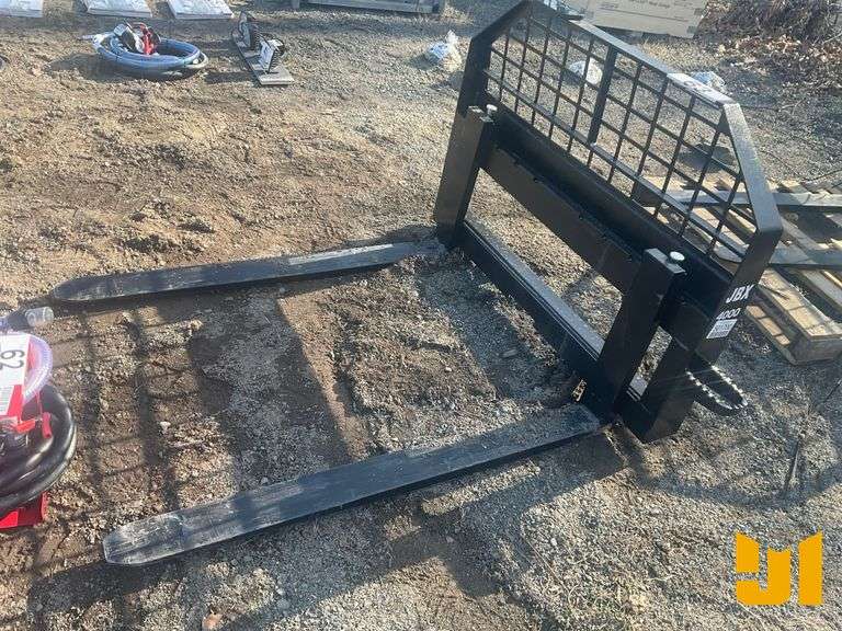 UNUSED JBX 4000 FORKS - Jeff Martin Auctioneers, Inc.