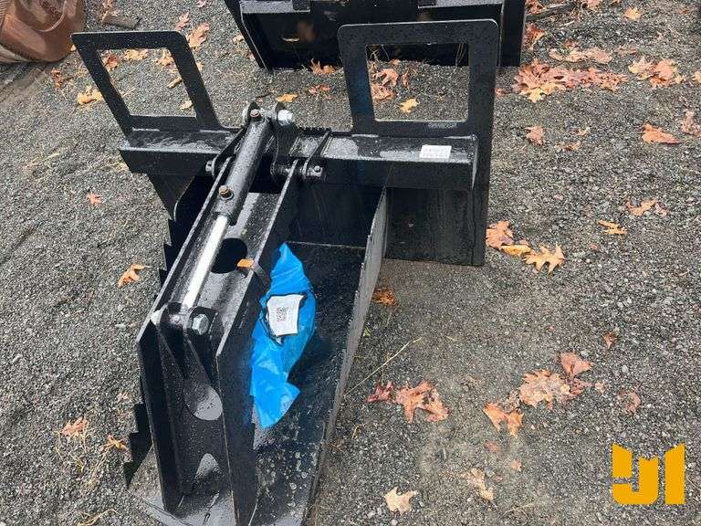 UNUSED SPADE GRAPPLE - Jeff Martin Auctioneers, Inc.