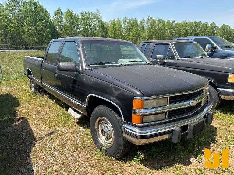 1994 CHEVROLET GMT-400 CREW CAB 4X2 PICKUP VIN: 1GCGC33F3RJ336305 ...