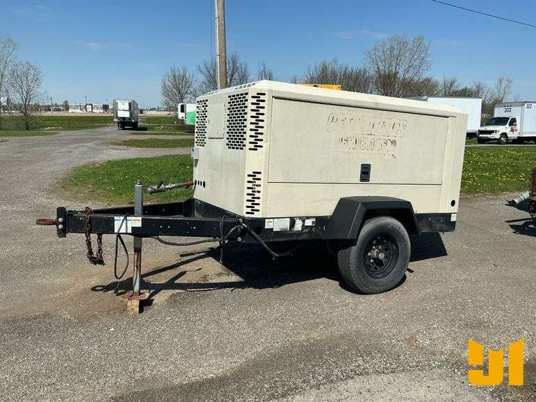 2015 DOOSAN 425 375 CFM PORTABLE AIR COMPRESSOR SN: 471901UGZF15 - Jeff ...