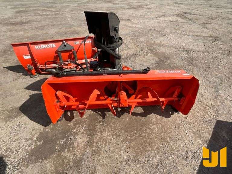 KUBOTA B2782B SNOW BLOWER - Jeff Martin Auctioneers, Inc.