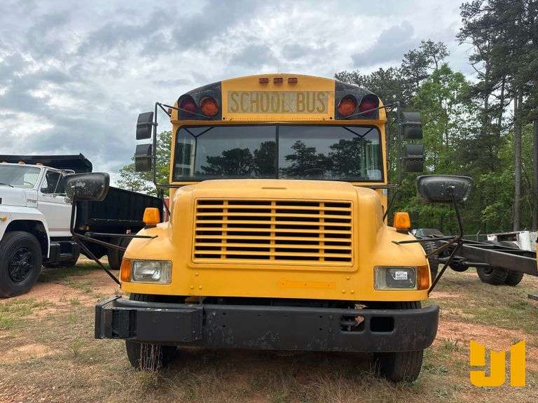1999 INTERNATIONAL 3800 VIN: 1HVBBABL3XH258082 SCHOOL BUS - Jeff Martin Auctioneers, Inc.