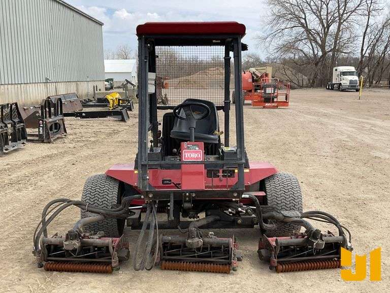 TORO 03550 REELMASTER 5500-D 2WD REEL FAIRWAY MOWER SN: 210000238 ...