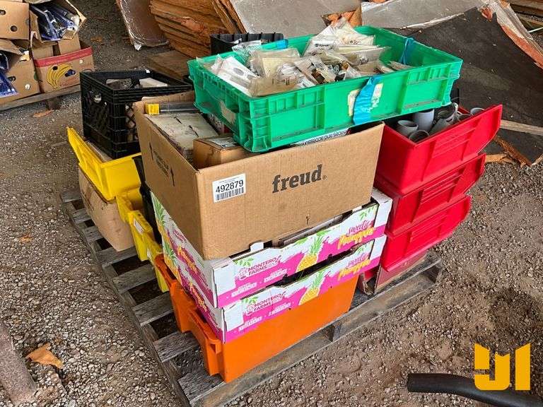 PALLET OF ASSORTED ELECTRICAL OUTLETS, FACE PLATES, CONDUIT CONNECTORS ...