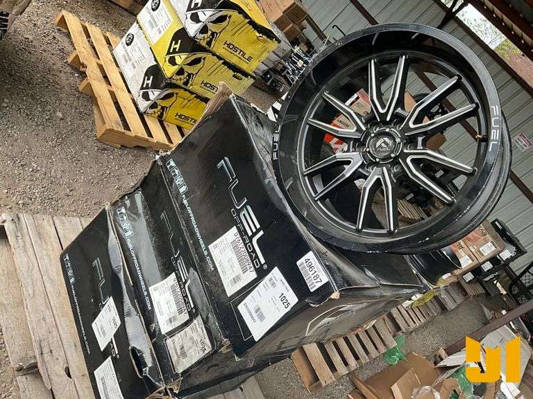 FUEL OFFROAD CLASH D761 RIM - Jeff Martin Auctioneers, Inc.