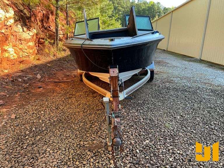 DYNASTY VIN MJIA0438A888 SKI BOAT HULL - Jeff Martin Auctioneers, Inc.