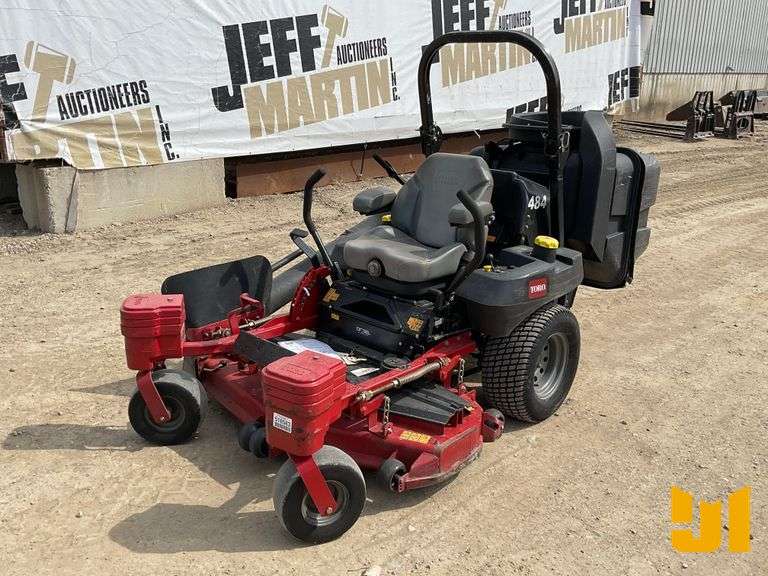 TORO 74266 Z MASTER ZERO TURN SN: 316000112 - Jeff Martin Auctioneers, Inc.
