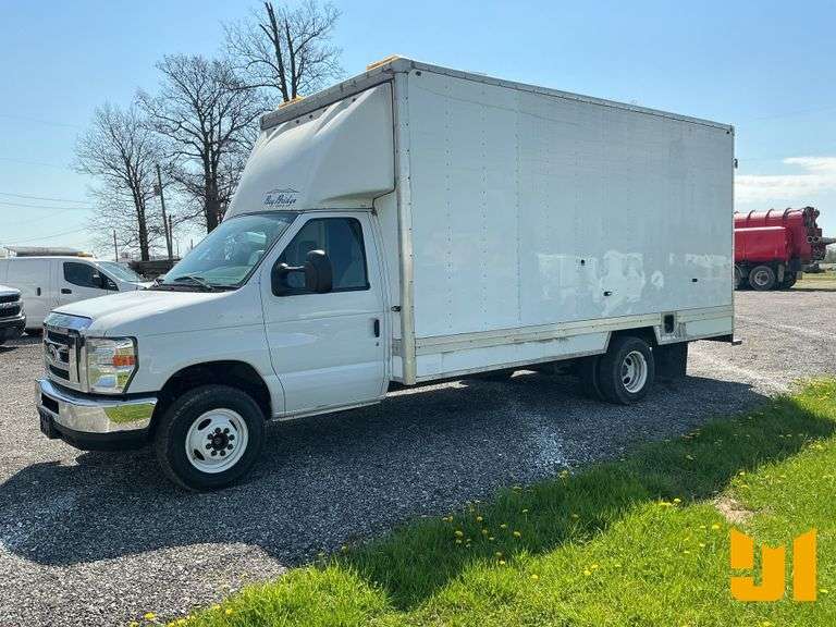 2016 FORD E-450 SINGLE LATERAL LAUNCH CAMERA TRUCK VIN ...