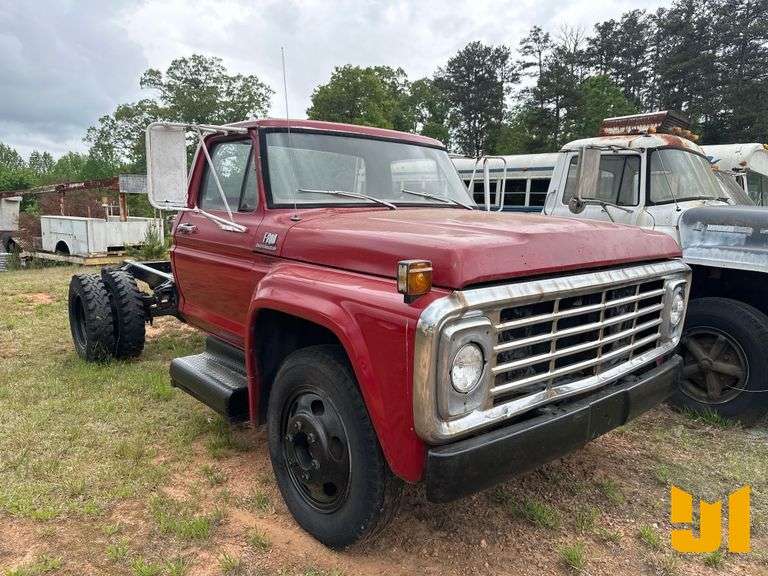 FORD F600 SINGLE AXLE CAB & CHASSIS VIN: F60EVAJ0623 - Jeff Martin ...