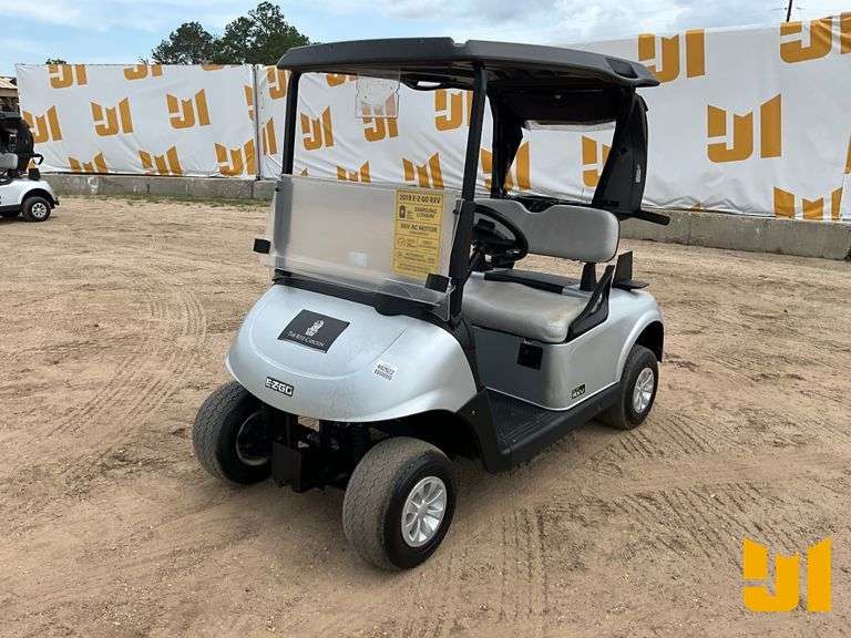 2019 EZ GO ELITE RXV GOLF CART 5510090 - Jeff Martin Auctioneers, Inc.