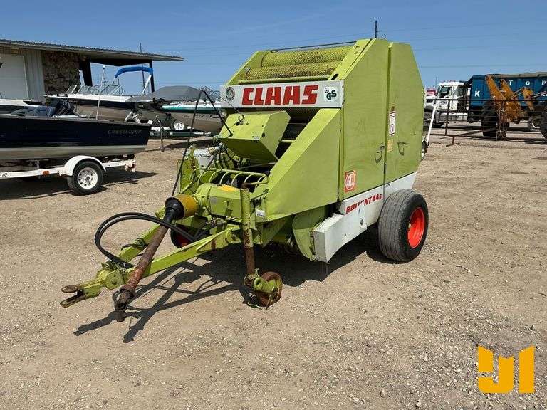 CLAAS ROUND BALER ROLLANT 44S SN: 00413728 - Jeff Martin Auctioneers, Inc.